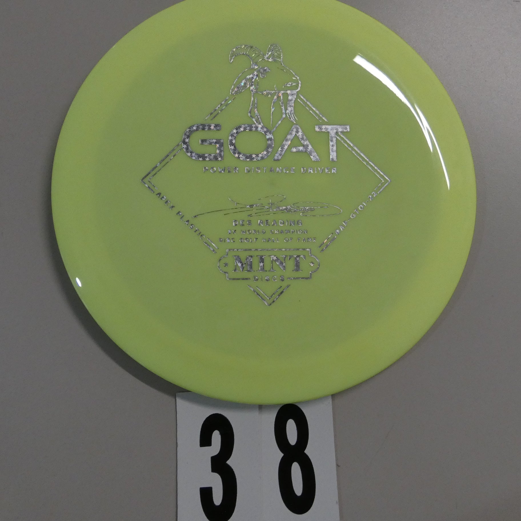 Des Reading Apex Goat – The Throw Shop